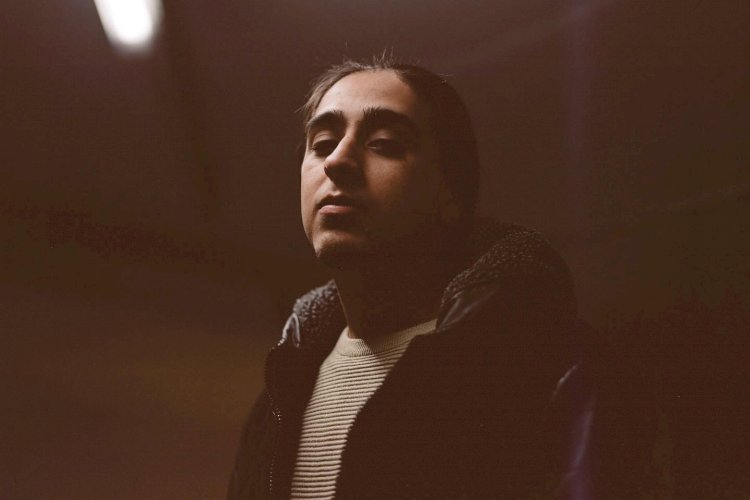 Álbum de estreia de Tayob J. envolve Amaura e Héber Marques no tema de ...